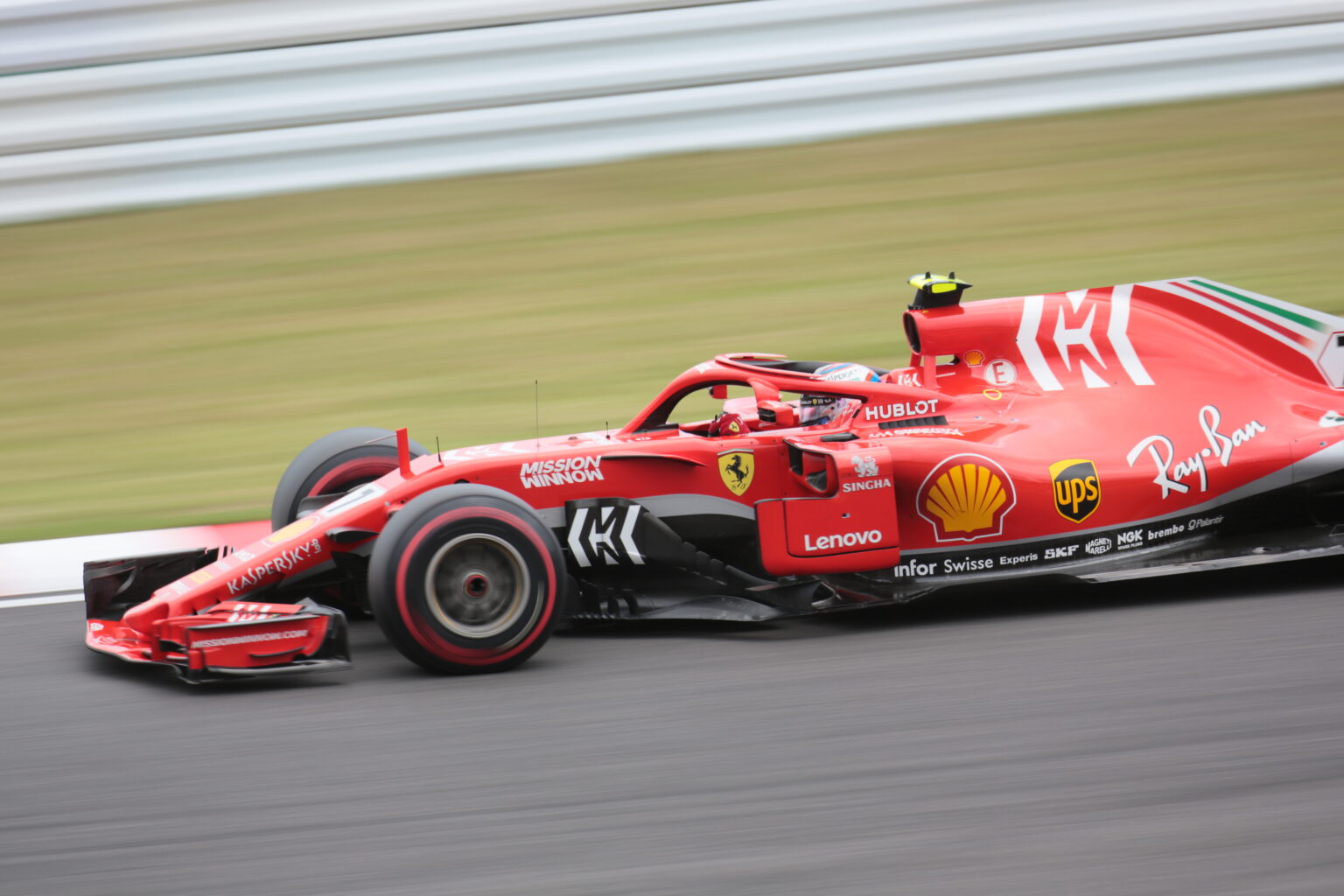 なぜサーキットから消えた？F1マシンを彩ったタバコスポンサー | 株式会社プランニング・ロケッツ